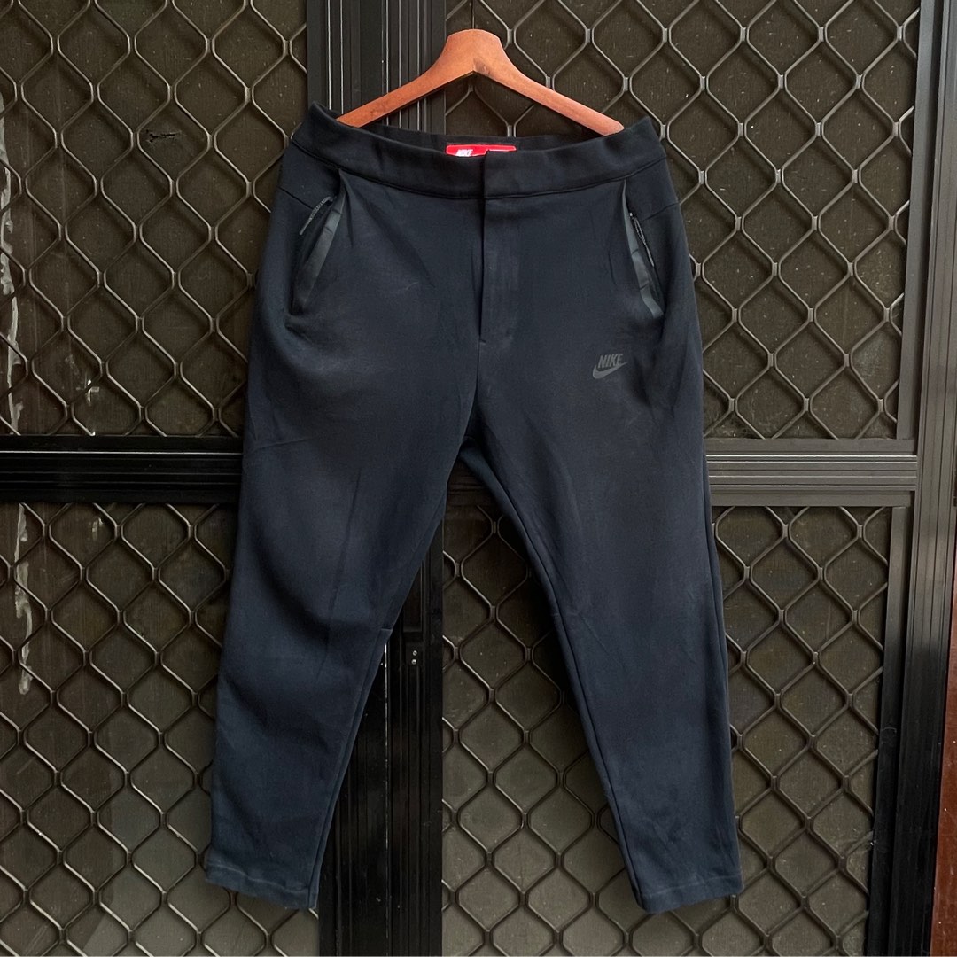 Nike Techfleece Pants, Men's Fashion, Activewear on Carousell