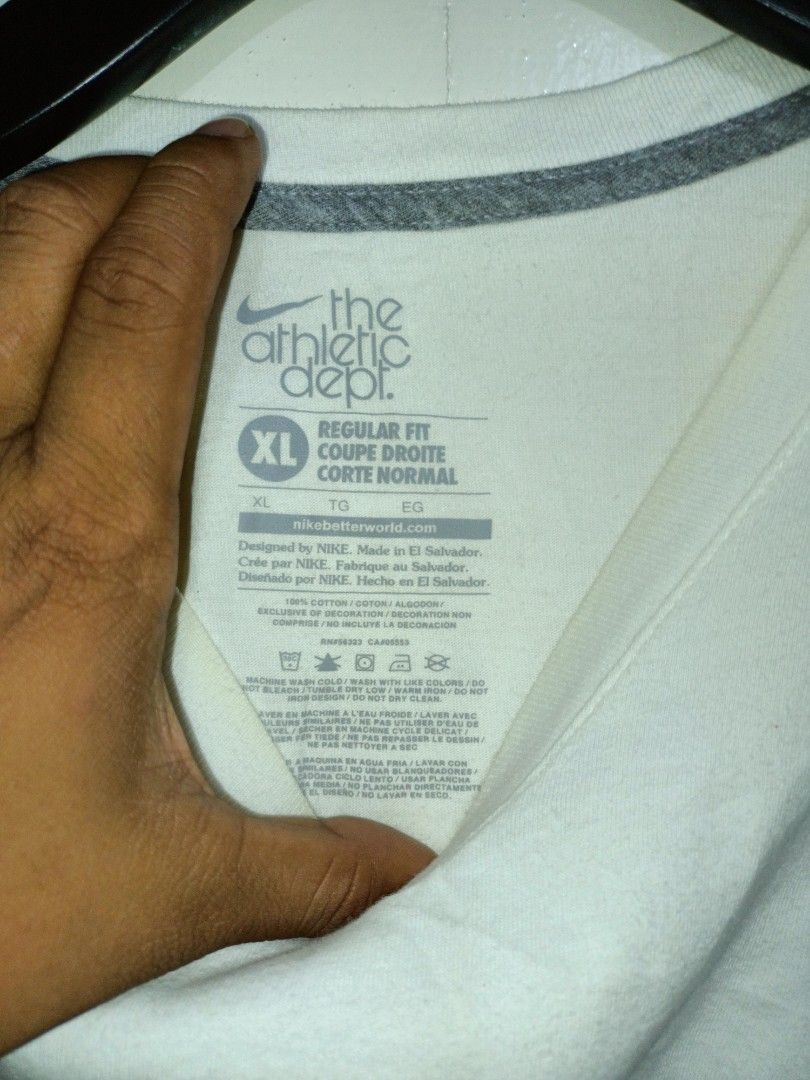 NIKE V NECK, Men's Fashion, Tops & Sets, Tshirts & Polo Shirts on Carousell