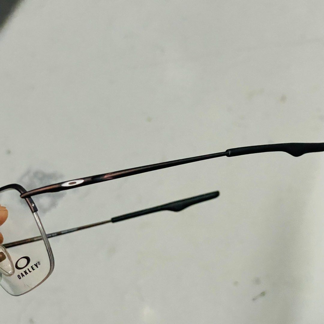 Oakley Wingback Sq Titanium Satin Corten 54/56, Men's Fashion, Watches ...