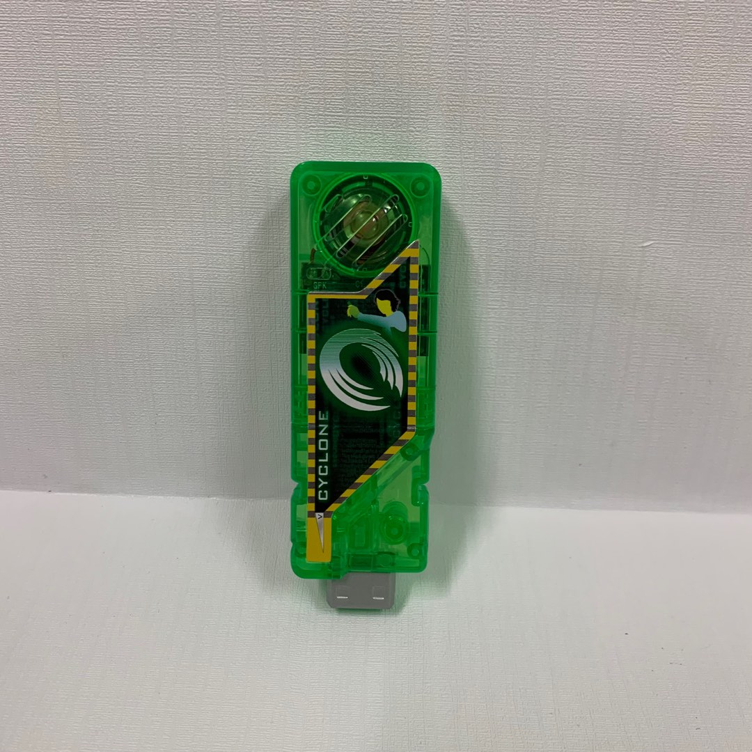 Original bandai Gaia Memory Cyclone Kamen Rider Double W, Hobbies ...