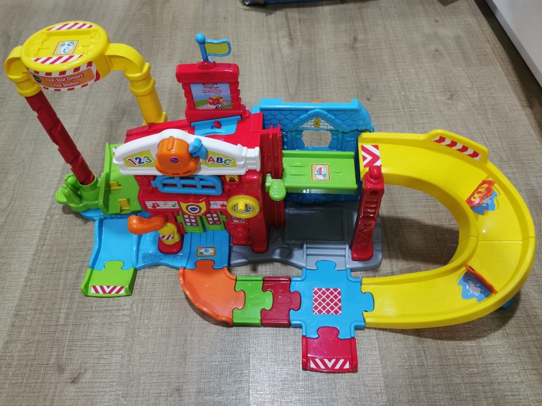 Original VTech Fire Station, Hobbies & Toys, Toys & Games on Carousell