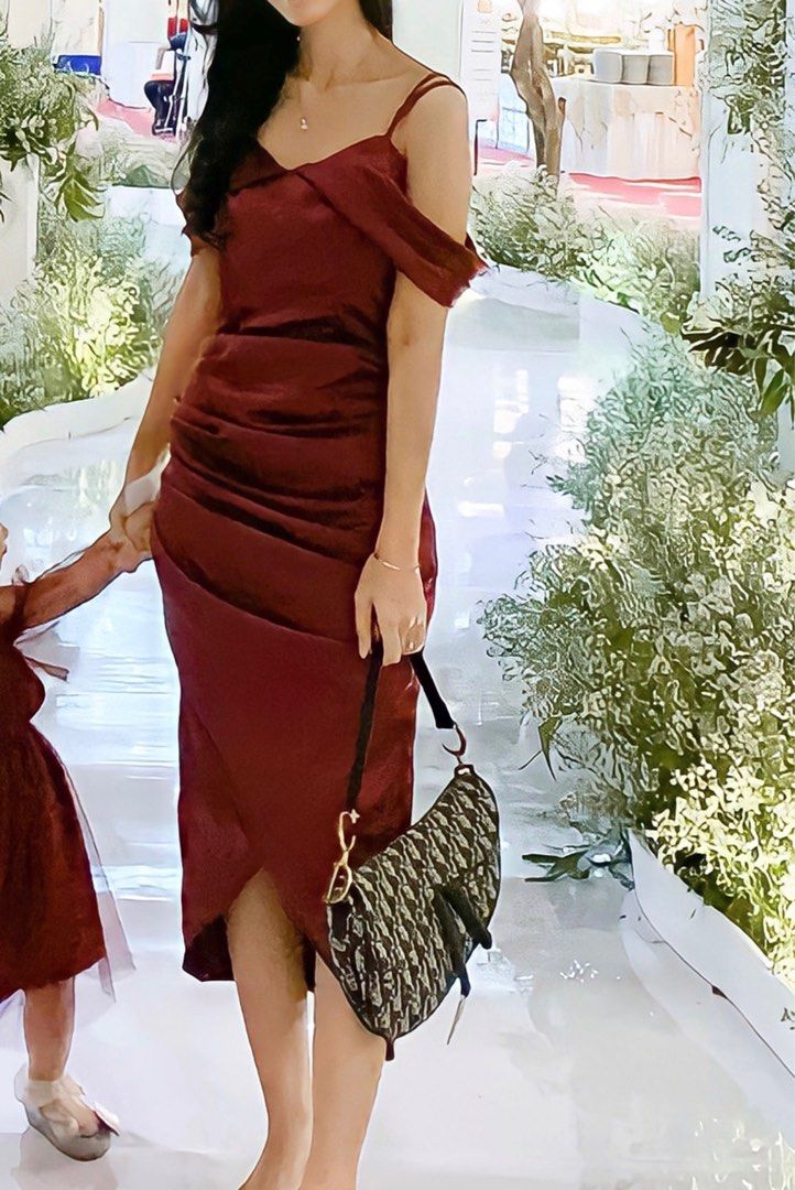 RENT SEWA Midi dress sabrina bustier red maroon silk satin mididress bodycon sss spring summer ...