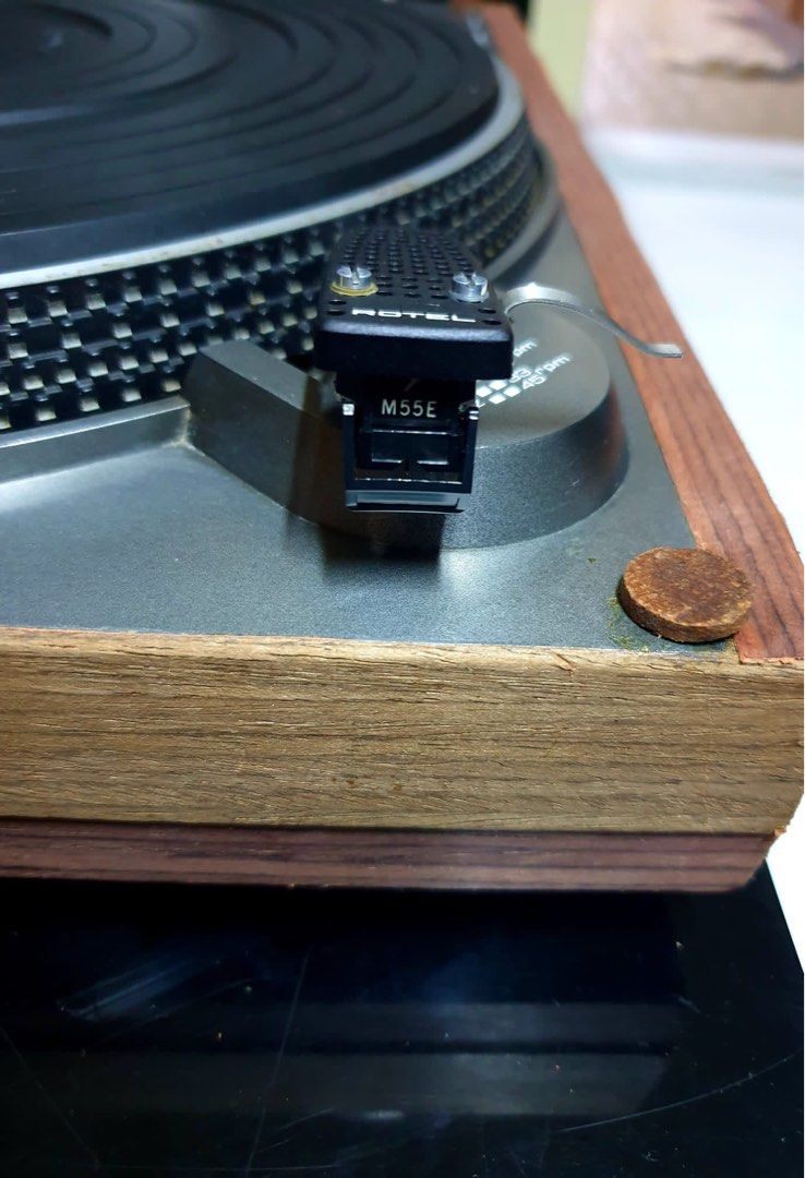 ROTEL Turntable RP-3300, Audio, Other Audio Equipment on Carousell
