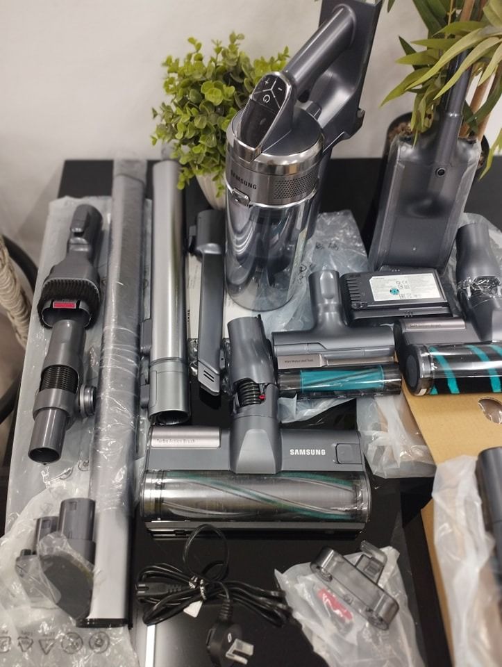 Samsung Jet 90 Cordless Stick Vacuum, TV & Home Appliances, Vacuum ...