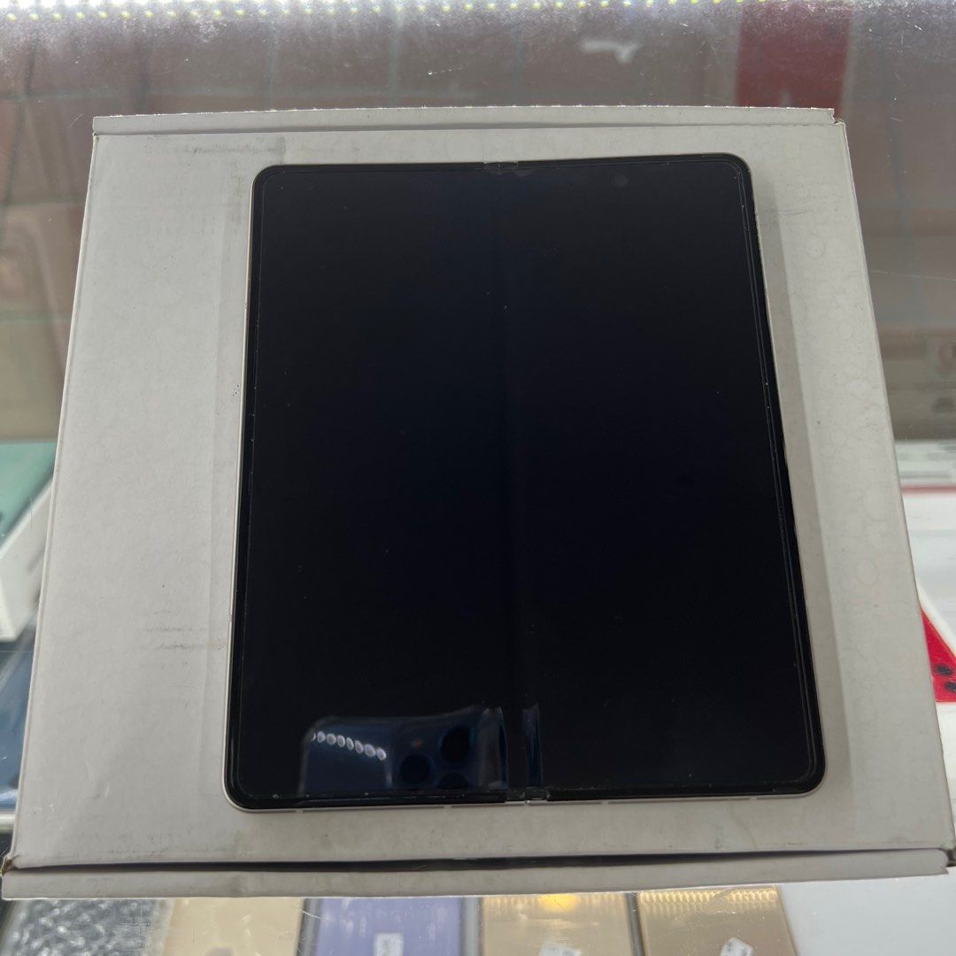 Samsung Z Fold 3 Silver 256GB #1209, Mobile Phones & Gadgets, Mobile ...