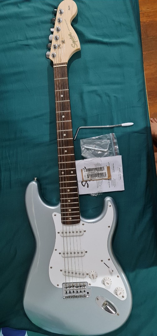 Squier Bullet Stratocaster Electric Guitar w/Tremolo, Laurel FB, Sonic ...
