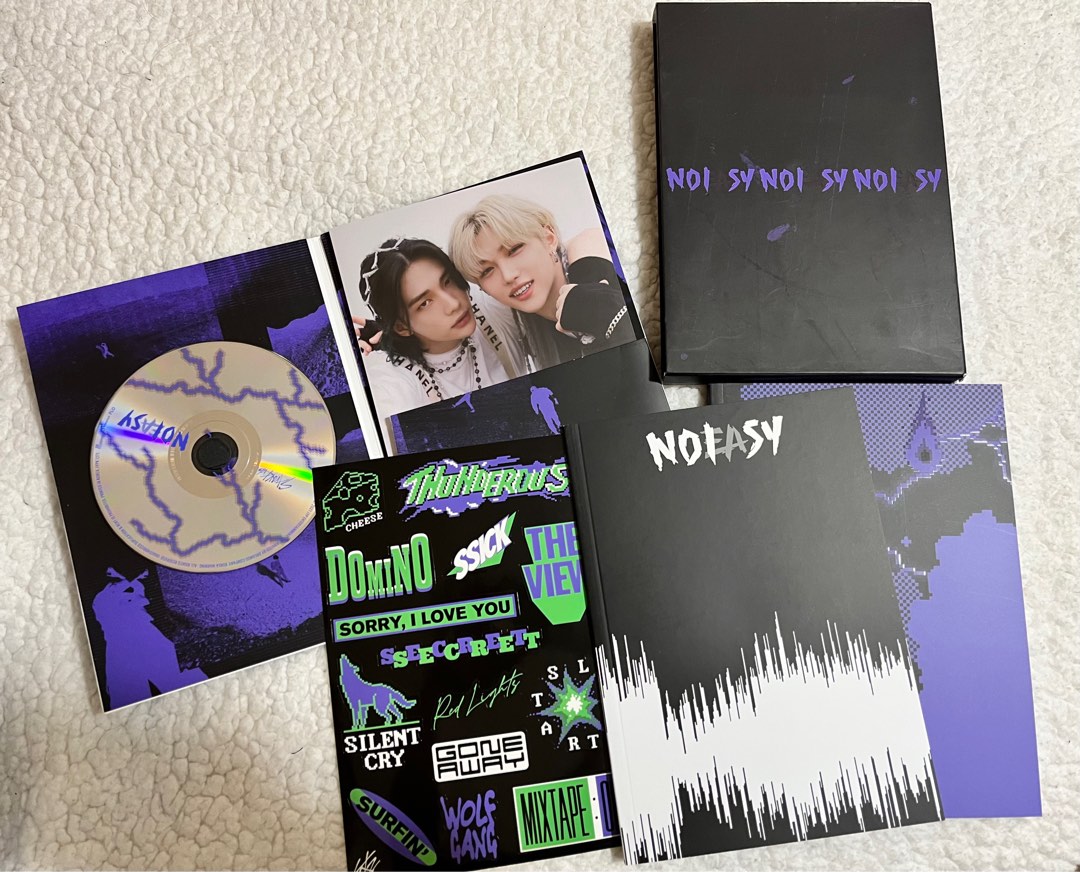 Stray Kids No Easy Album - Violet on Carousell