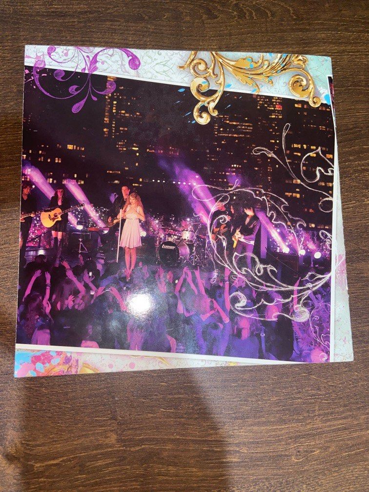 Taylor Swift Release Week Book (RARE), Hobbies & Toys, Memorabilia ... Taylor Swift Release Week Book (RARE), Hobbies & Toys, Memorabilia ...