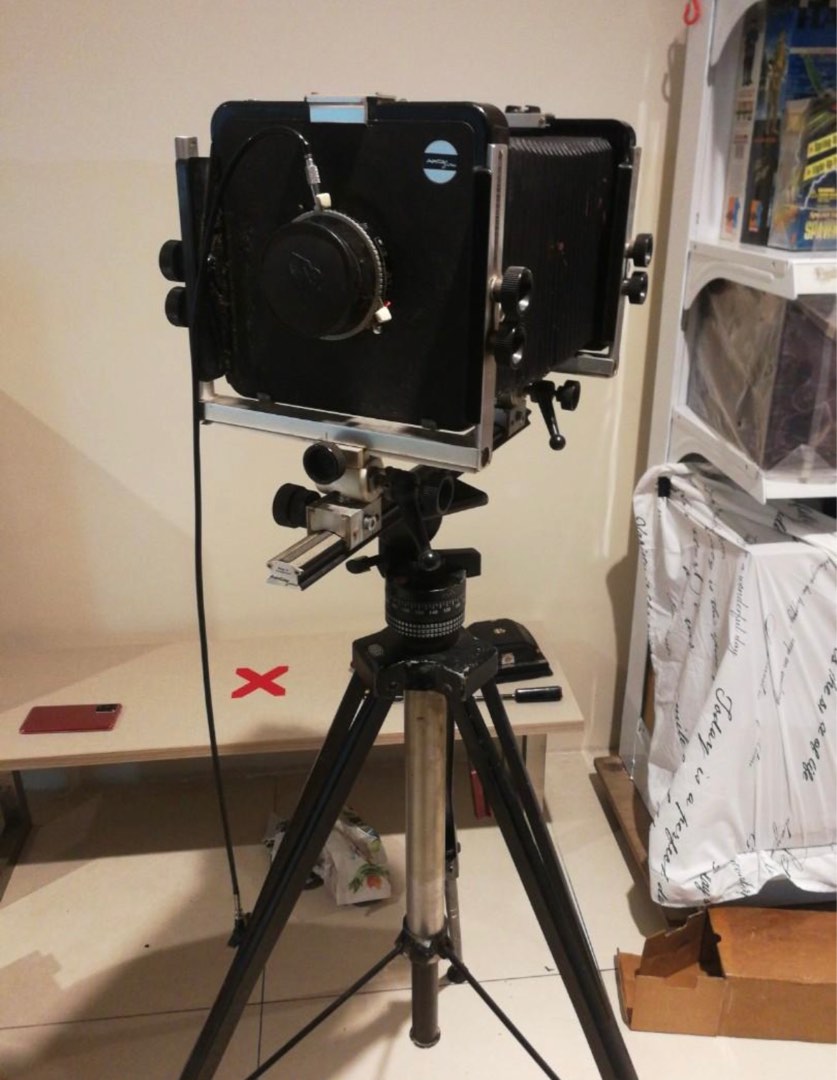 Vintage ACRA Swiss camera with Bilora tripod, Hobbies & Toys ...