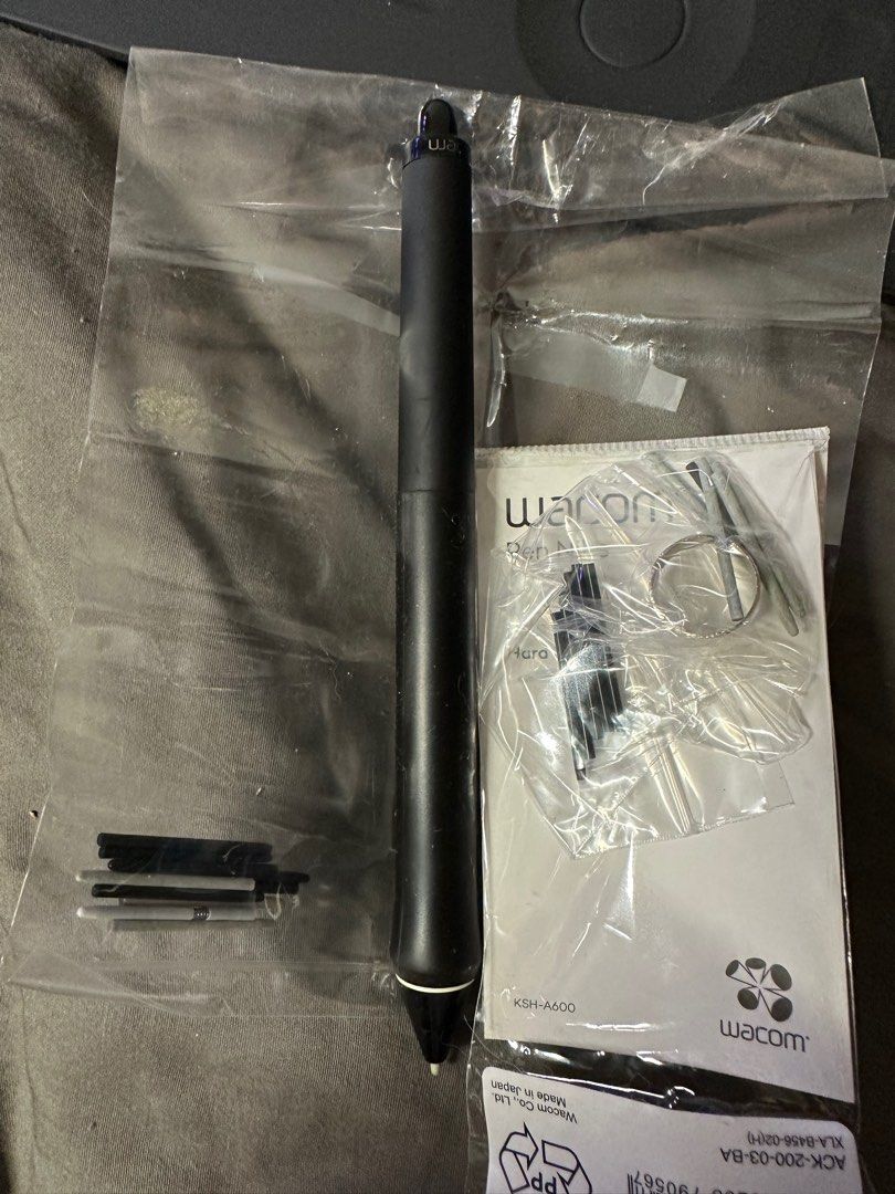 Wacom intuos 5 touch large PTH-850, 電腦＆科技, 電腦周邊及配件, 其他 - Carousell