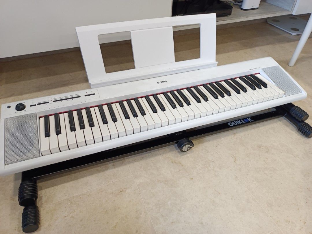 YAMAHA NP-12 WHITE 61-KEYS PIAGGERO KEYBOARD with stand, Hobbies & Toys, Music & Media, Musical ...