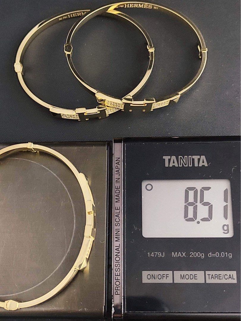 18k Gold Bangle standard size, Women's Fashion, Jewelry & Organizers ...