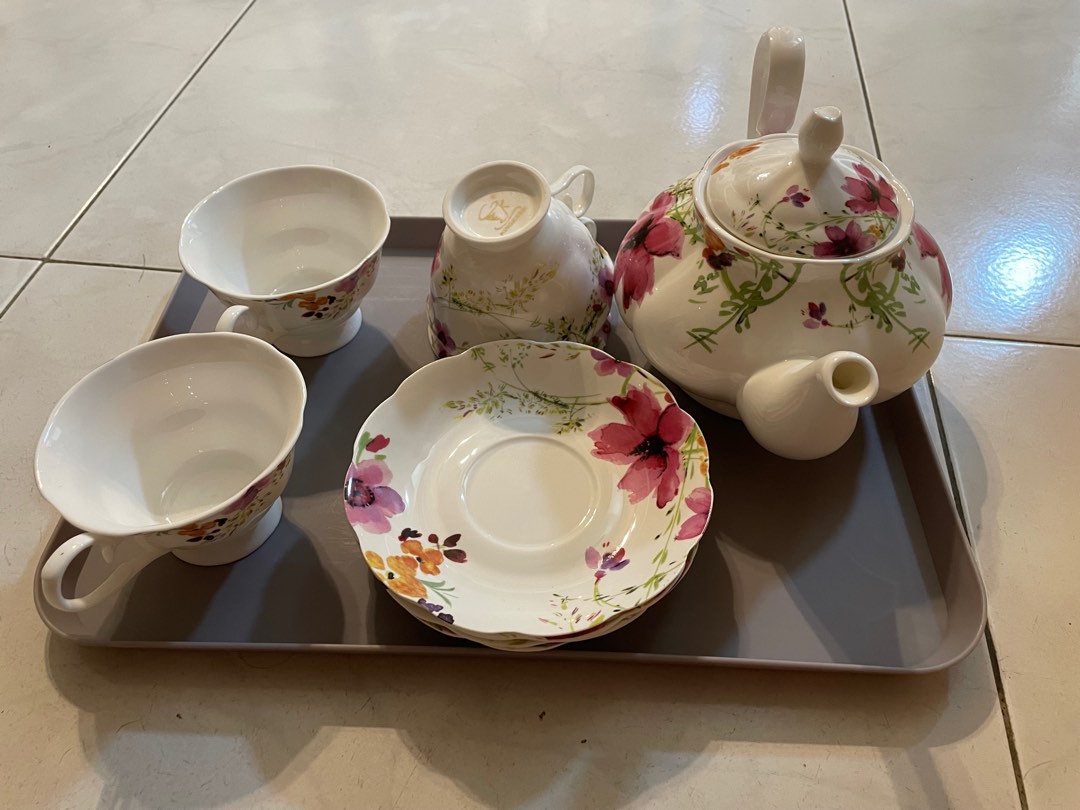 Collectible Bone China Tea set, Furniture & Home Living, Kitchenware ...