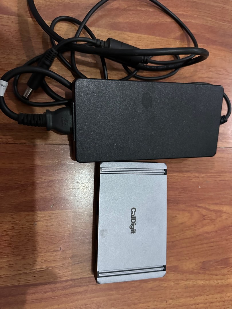 Caldigit Element HUB Thunderbolt 4, Computers & Tech, Parts ...