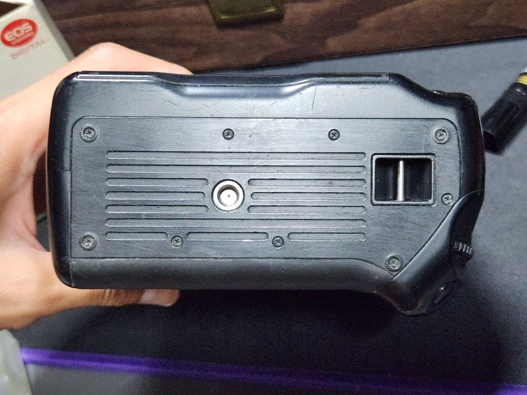 CANON EOS 300D DIGITAL REBEL KISS XT, Photography, Cameras on Carousell