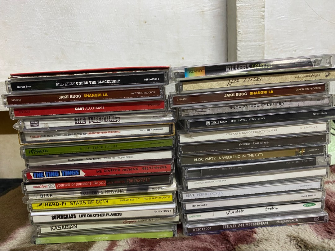 Cd band, Hobbies & Toys, Music & Media, CDs & DVDs on Carousell