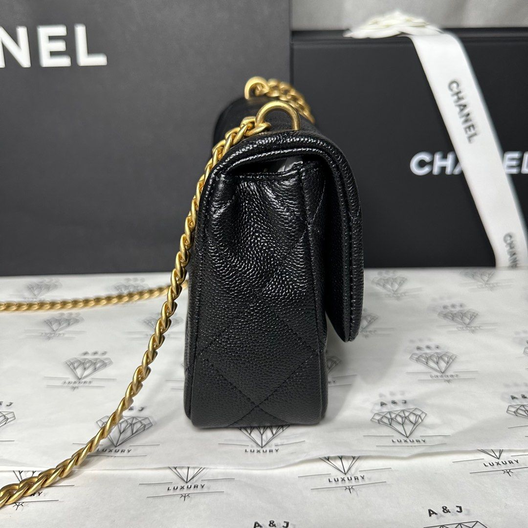 Chanel 23p collection heart flap bag in small, Luxury, Bags & Wallets ...