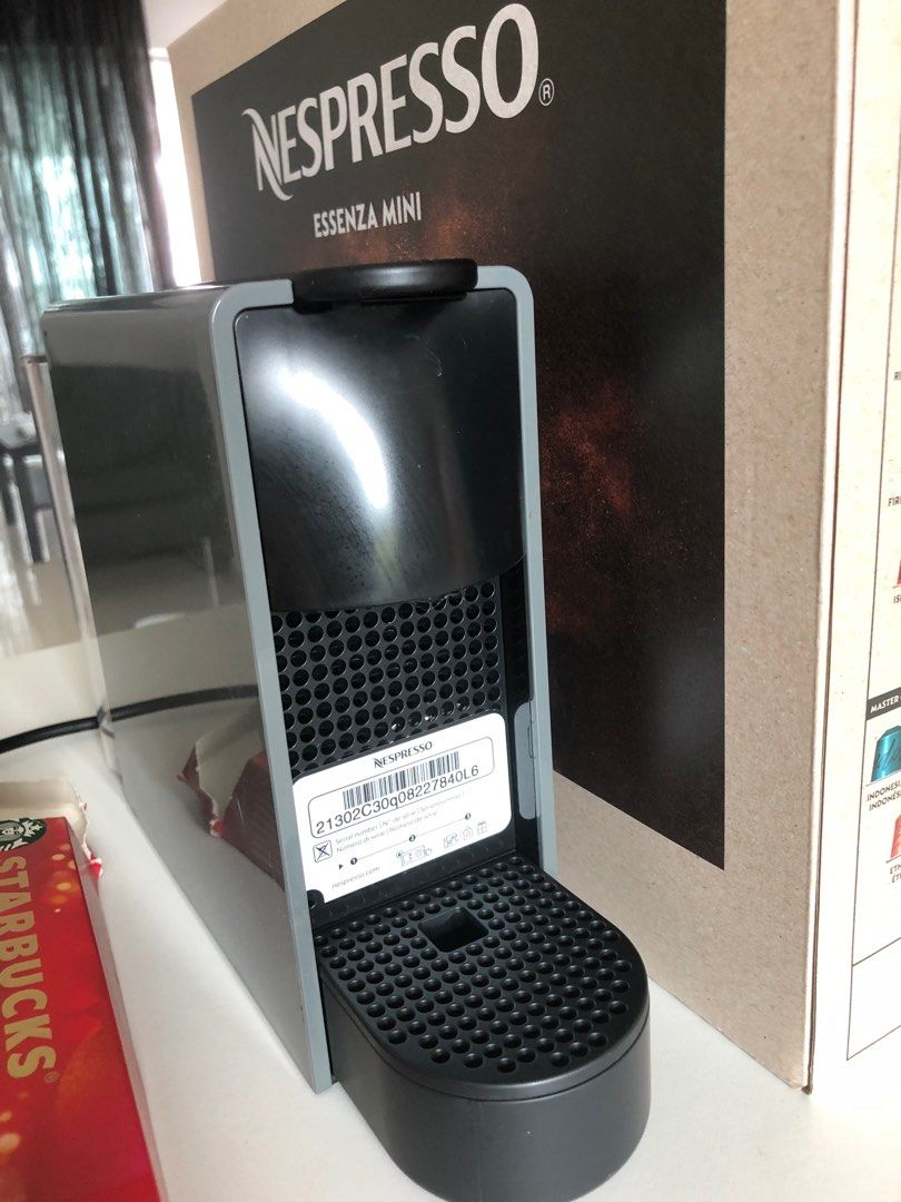 Coffee machince: Nespresso Essenza Mini, Intense Grey, TV & Home ...