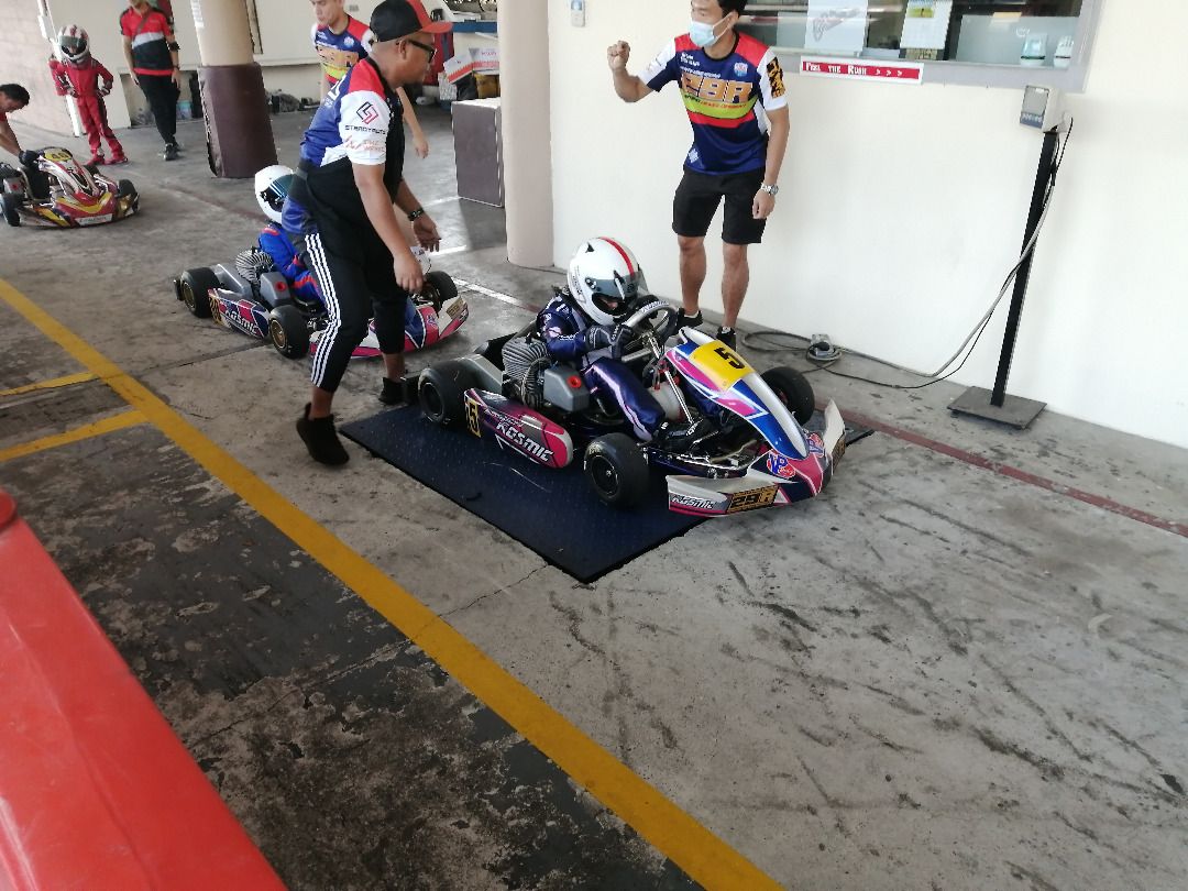 Cosmic Cadet Kart Go Kart, Sports Equipment, Other Sports Equipment and ...