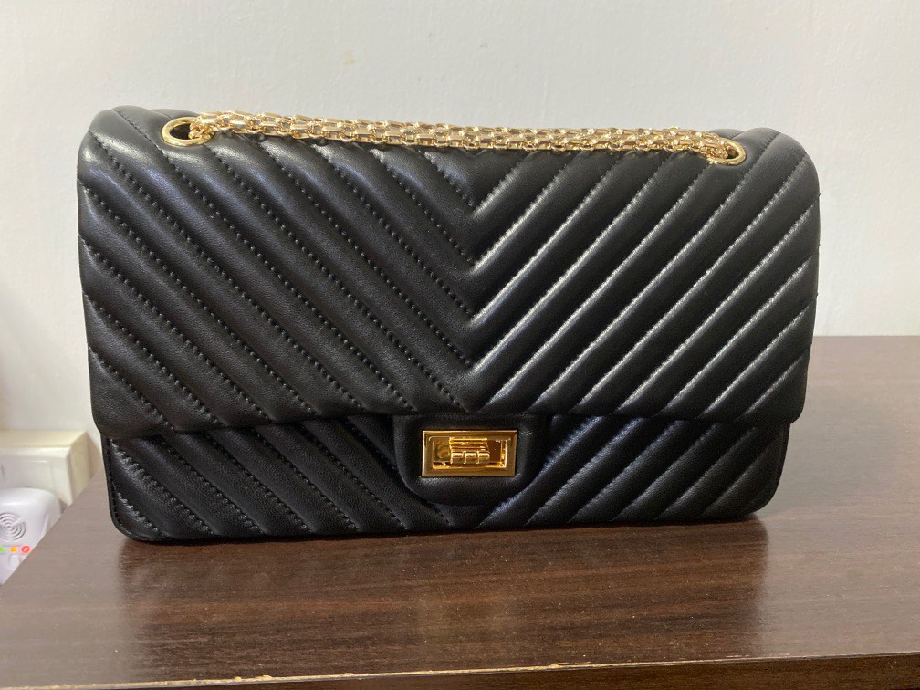 Dan bag, Luxury, Bags & Wallets on Carousell