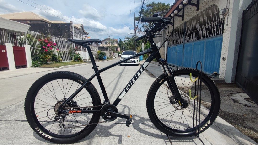 Giant Talon- Medium Frame (27.5), Sports Equipment, Bicycles & Parts ...
