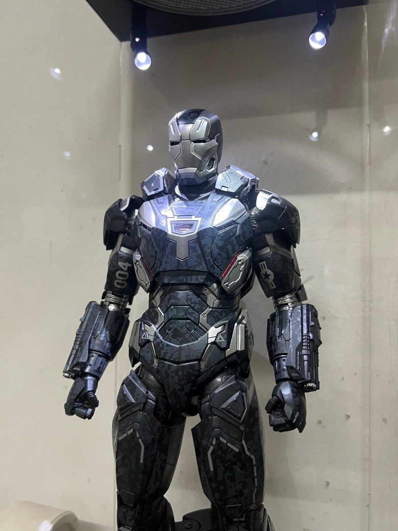 Hot Toys IW War Machine Mark 4 Special Edition, Hobbies & Toys ...