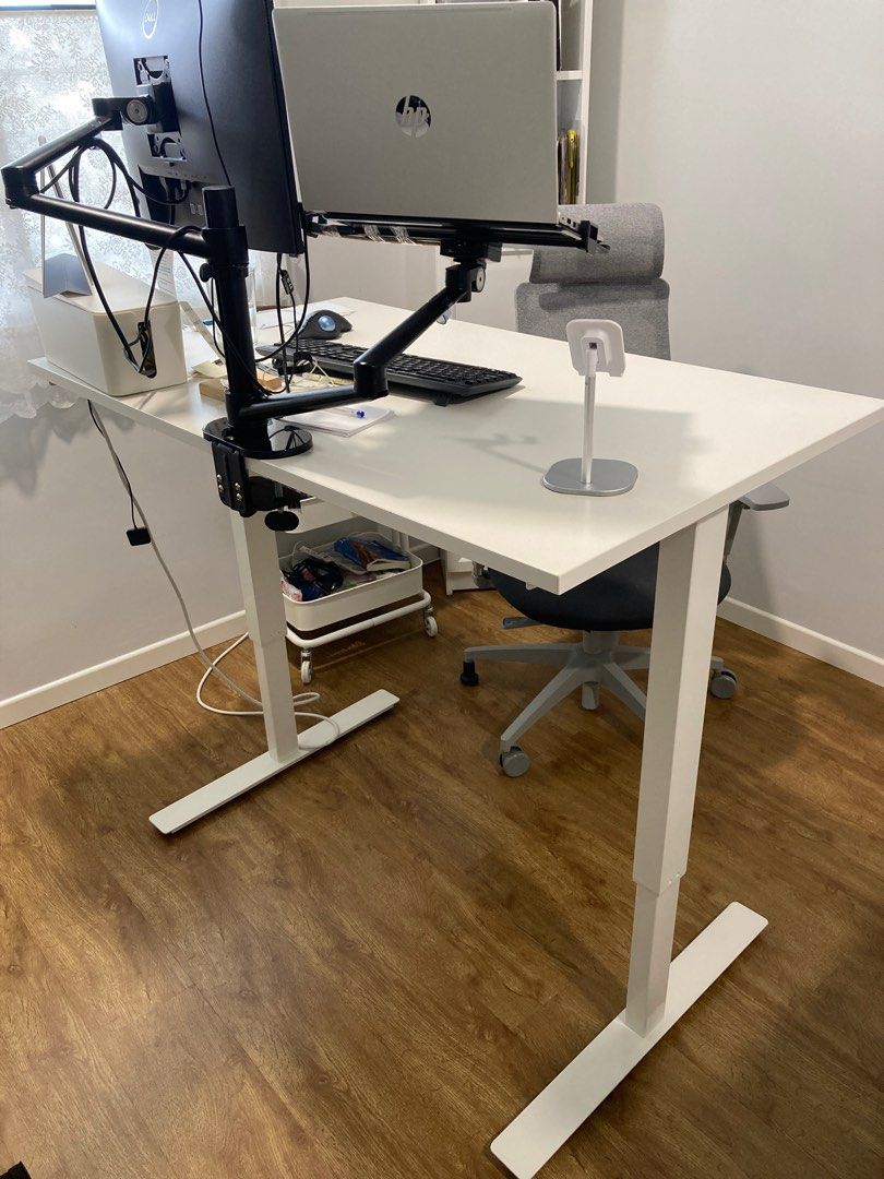 IKEA TROTTEN Desk sit/stand, height adjustable, white, 120x70 cm ...