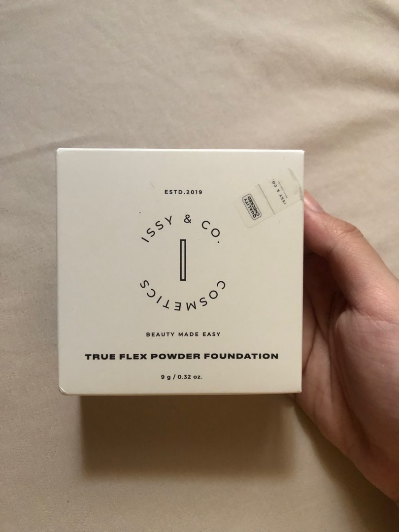 Issy & Co. True Flex Powder Foundation in Fawn, Beauty & Personal Care, Face, Makeup on Carousell