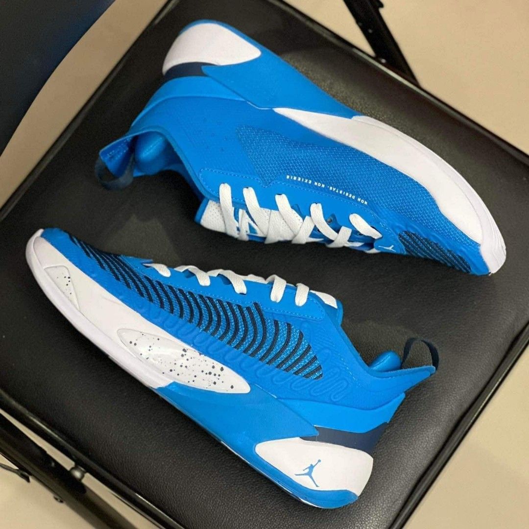 Jordan Luka 1 UNC, 預購在旋轉拍賣