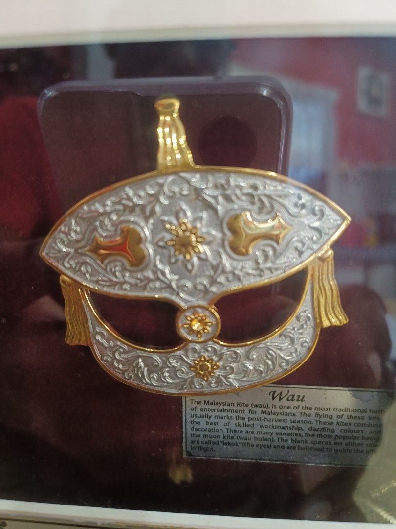Js pewter gold plated wau bulan, Hobbies & Toys, Collectibles ...