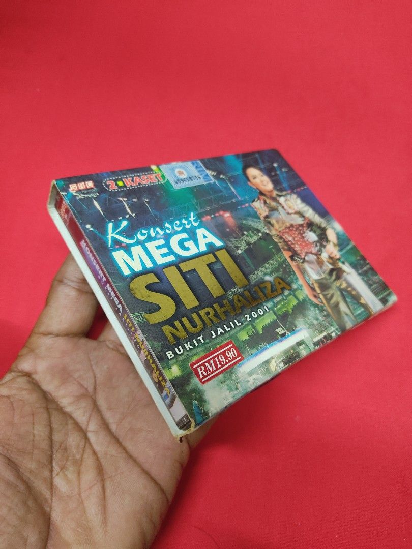 Kaset Mega Konsert Siti Nurhaliza Bukit Jalil 2001 Hobbies And Toys Music And Media Cds And Dvds On