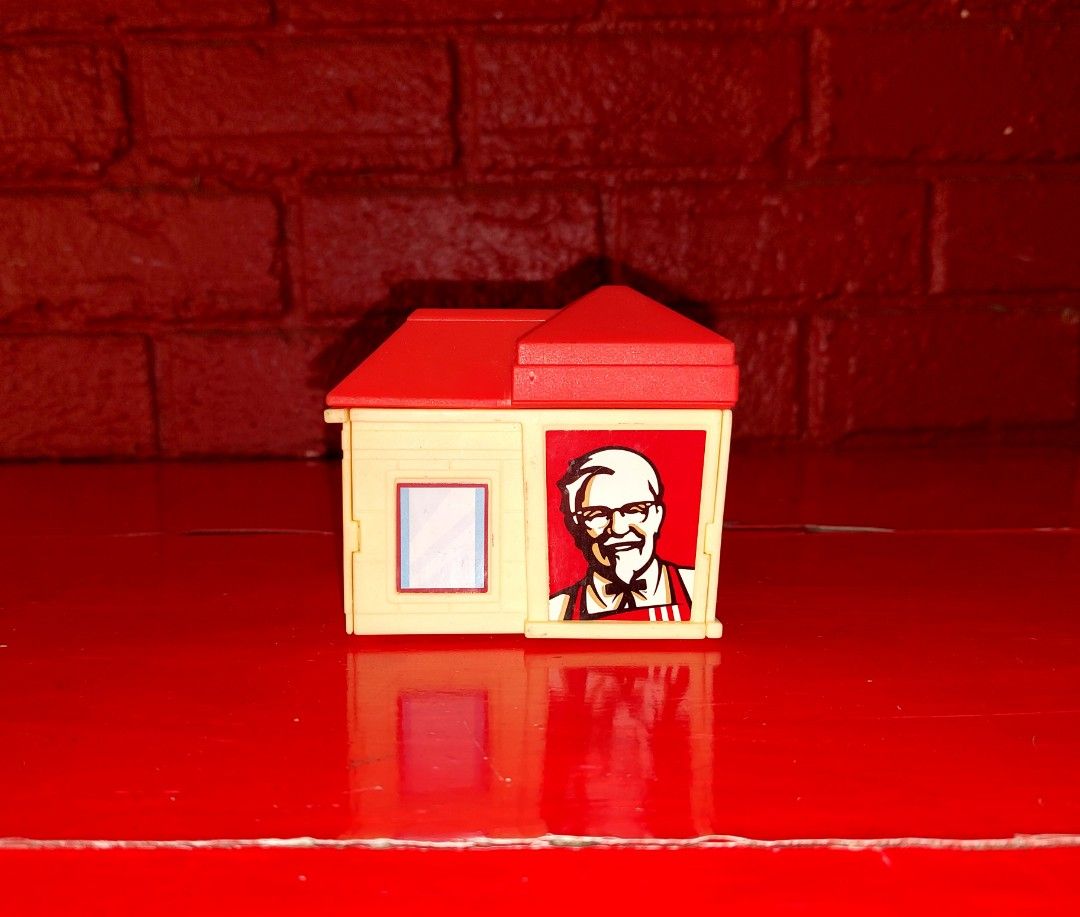 KFC Merch Toy House, Hobbies & Toys, Memorabilia & Collectibles ...