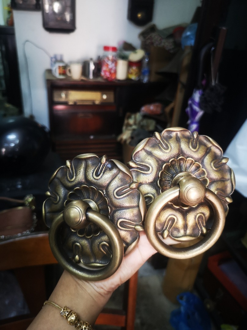 Knock door, Furniture & Home Living, Security & Locks, Locks, Doors ...