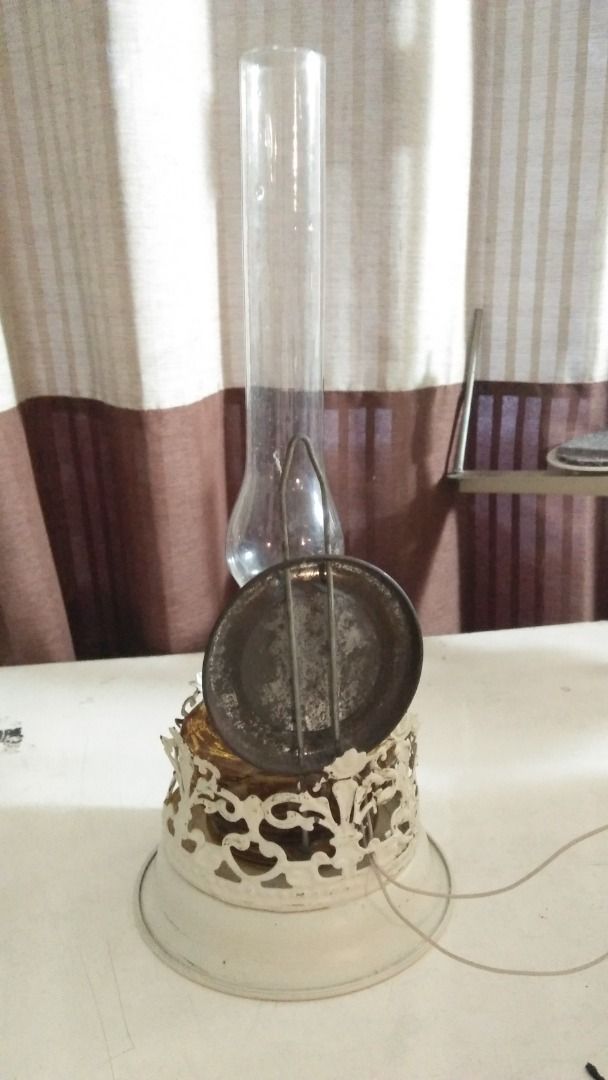 Lampu meja atau lampu oblek knir kuningan siap pakai., Antik, Lainnya ...
