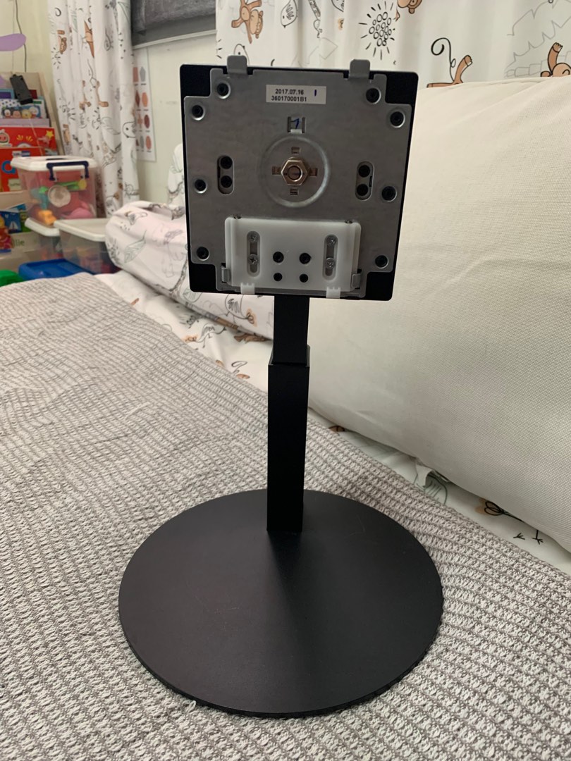 Lenovo Original Monitor Stand for 15" to 32", Computers & Tech, Parts ...