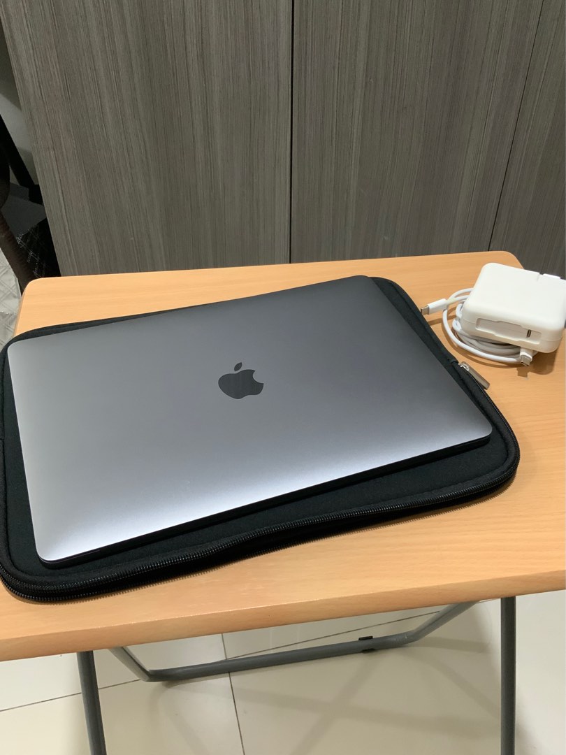 MacBook Pro 2017 (13-inch, non-touchbar, 128gb SSD Storage), Computers ...