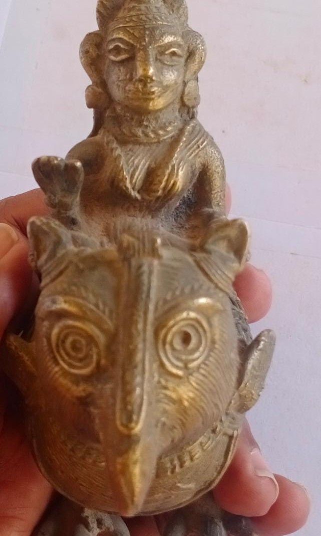 Madurai Meenakshi on Parrot . Antique collectible, Hobbies & Toys, Memorabilia & Collectibles ...