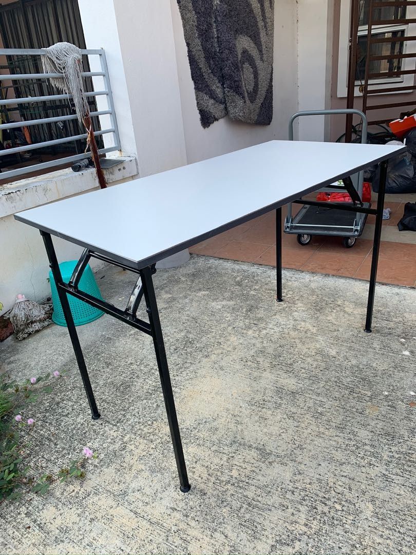 Meja lipat foldable banquet table, Furniture & Home Living, Furniture ...