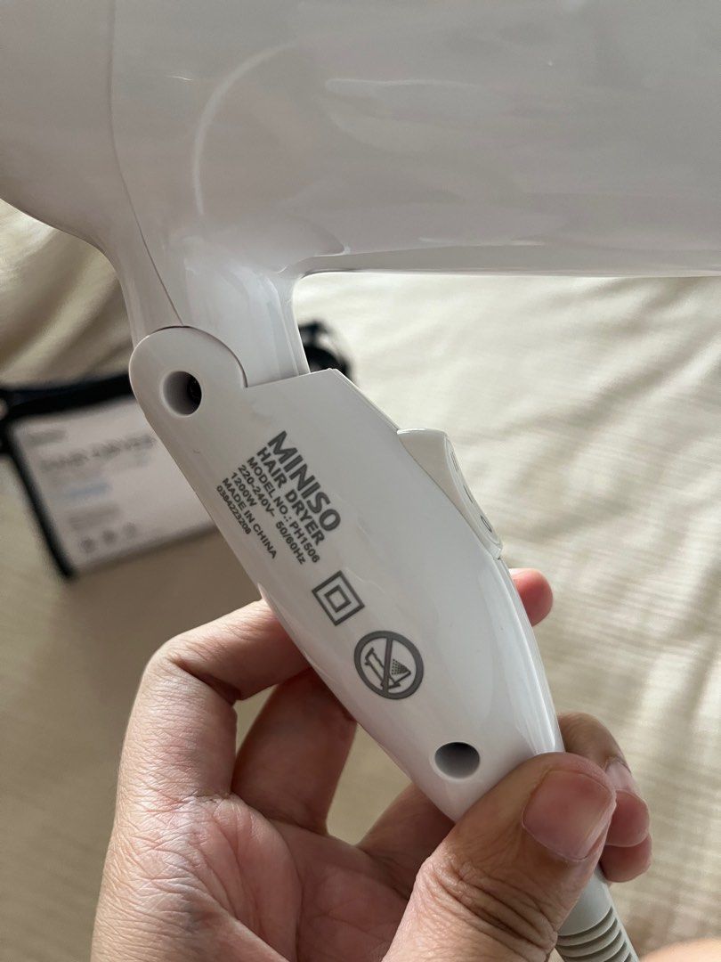 Miniso Hair Dryer for travel 1200W, Beauty & Personal Care, Hair on ...
