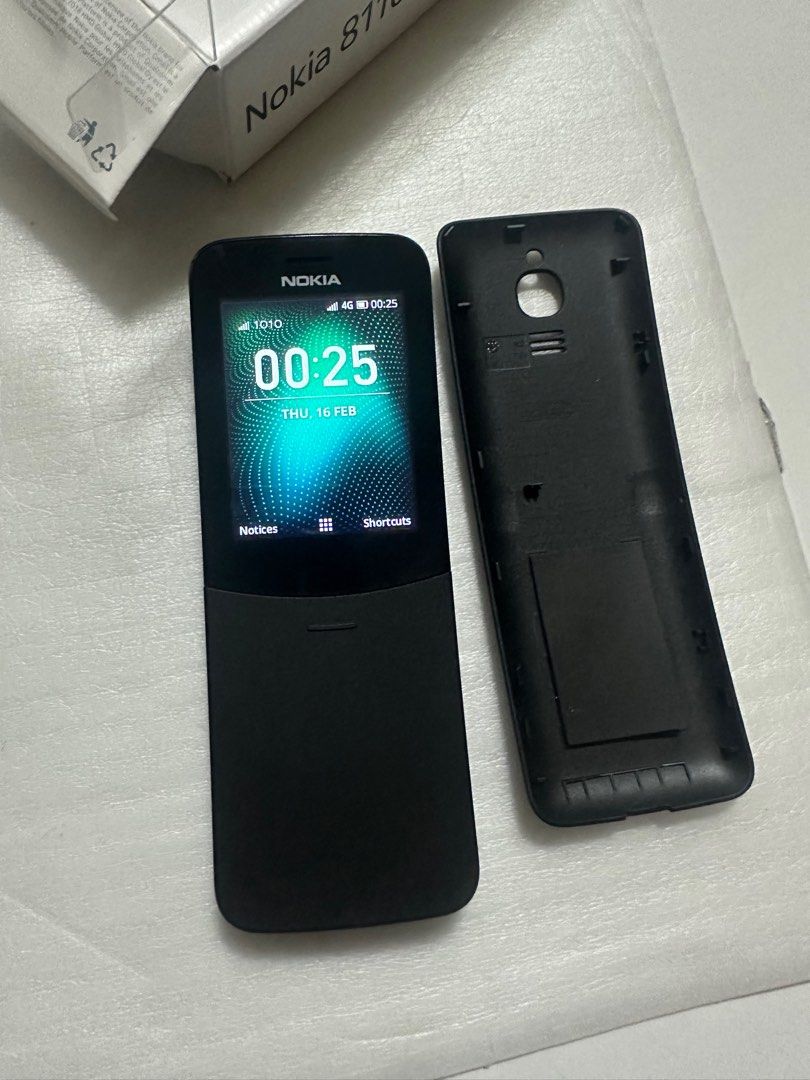 Nokia 8110 (4G) Model# TA-1070, 電腦＆科技, 手提電腦 - Carousell