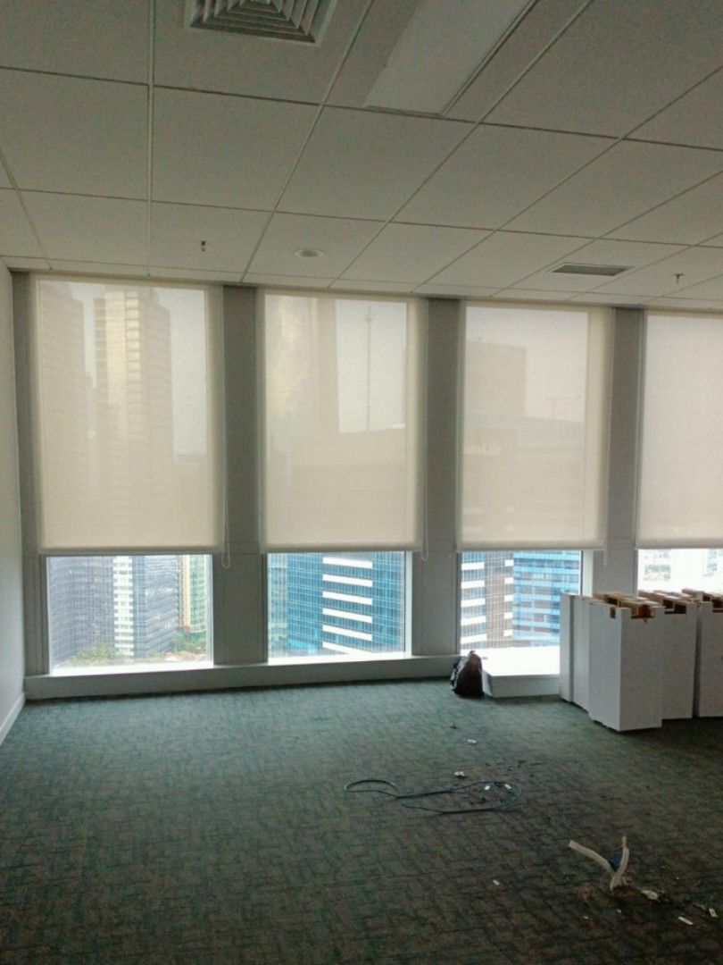 Roller blind onna second murah, Perabotan Rumah di Carousell