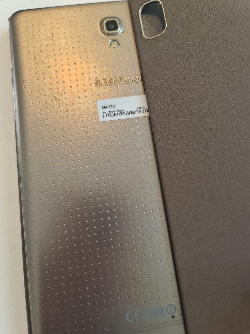 SAMSUNG Tablet SM-T700, Mobile Phones & Gadgets, Tablets, Android on ...