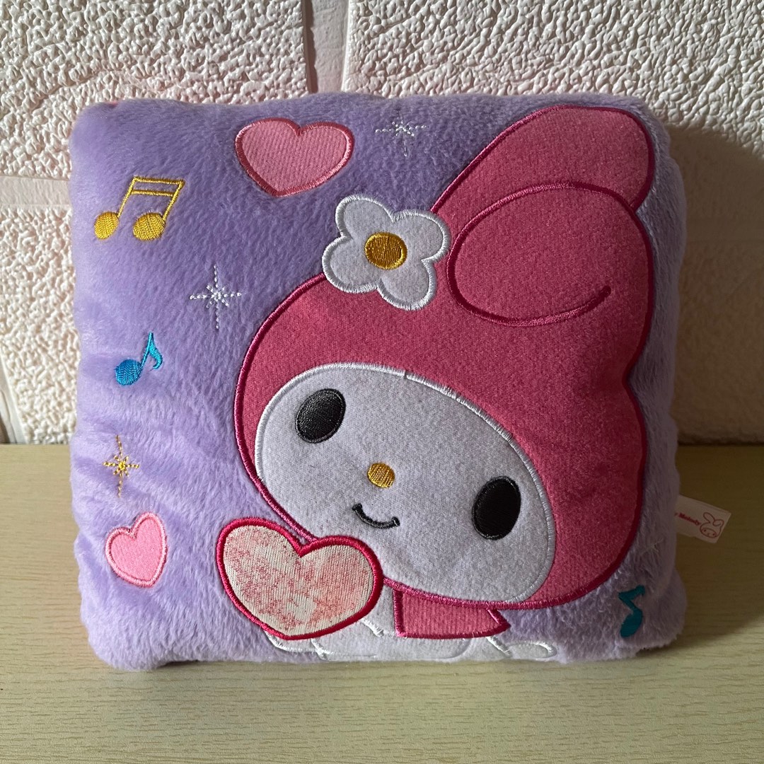 Sanrio 2009 My Melody Neck Pillow Headrest, Hobbies & Toys, Toys ...