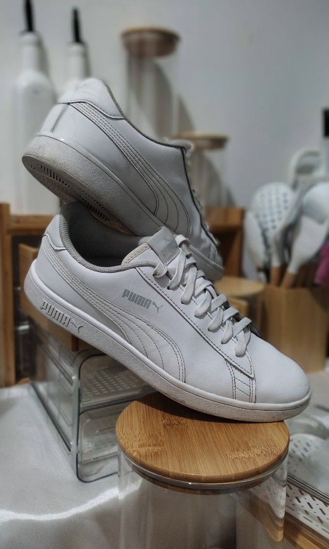 Sepatu puma original, Fesyen Pria, Sepatu , Sneakers di Carousell