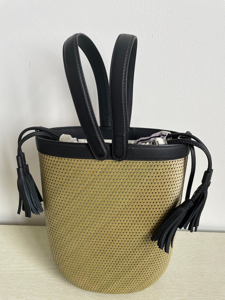 Shang xia bucket bag, Luxury, Bags & Wallets on Carousell