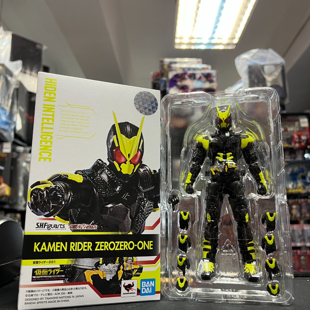 幪面超人-SHF ZERO ONE 001 20230215004, 興趣及遊戲, 玩具 & 遊戲類 - Carousell