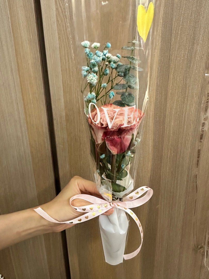 Single stalk 1 rose bouquet, Hobbies & Toys, Stationery & Craft ...