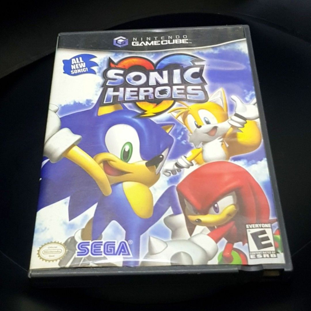 Sonic Heroes (GameCube), Video Gaming, Video Games, Nintendo on Carousell