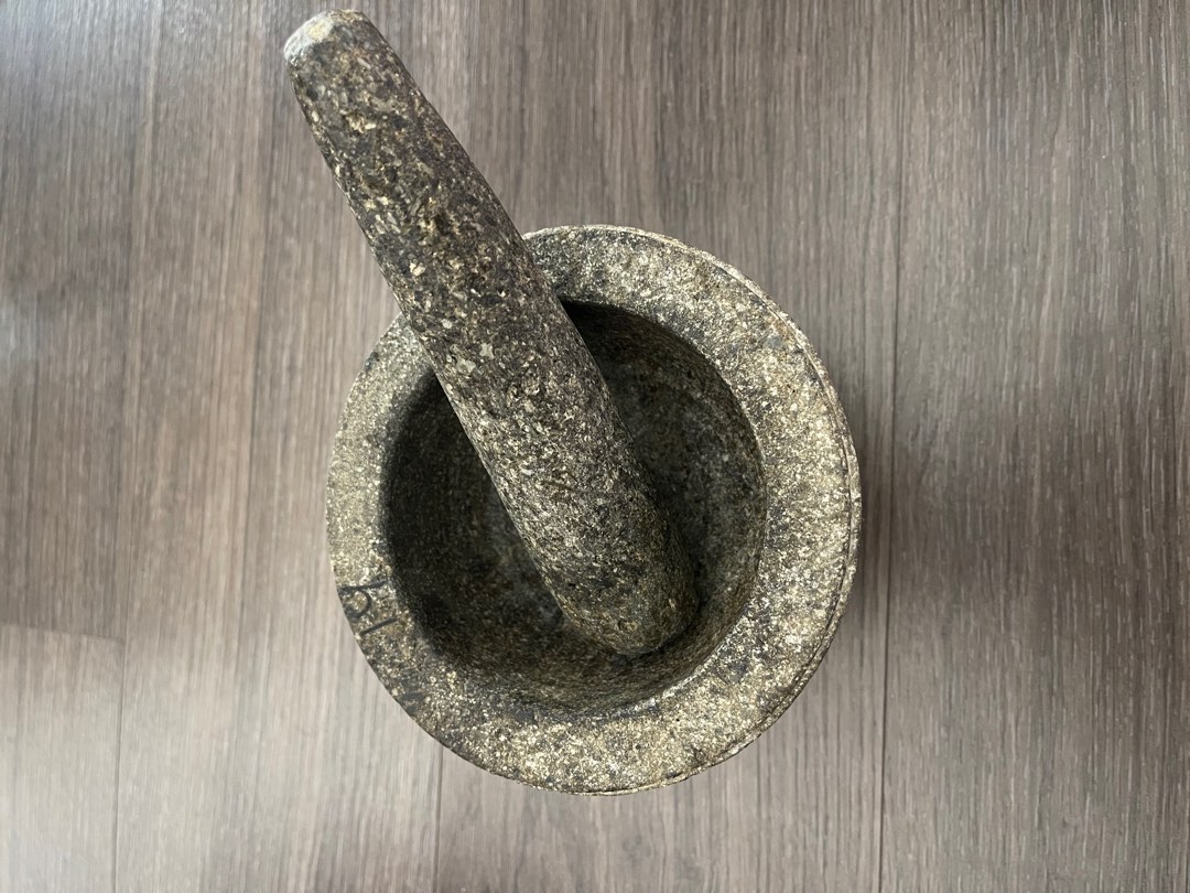 Stone pounder, Furniture & Home Living, Kitchenware & Tableware, Other ...