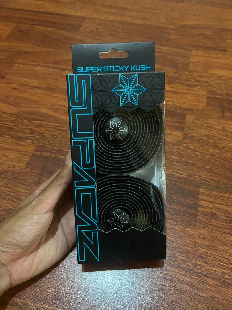 Supacaz Super Sticky Kush Bar Tape Black/Black Bar Plugs, Sports ...